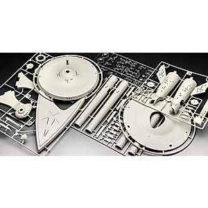 Revell 04991 Star Trek U.S.S. Enterprise NCC-1701 (TOS) 1:600 Scale Model Kit