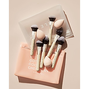 HALEYS Kabuki Makeup Brush VEGAN+CRUELTY-FREE, Sustainable Wood, Vegan Bristles for Airbrushed Finish, For Creams, Liquids, Powder, Streak-free, Perfect Blending, Buffs, Blurs, Smooths with Control