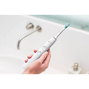 Philips Sonicare DiamondClean 9000 Connected Rechargeable Electric Power Toothbrush, 2-Pack, White + White - Bluetooth, 3 Intensities, 2 Weeks Operating time, Charging Travel Case