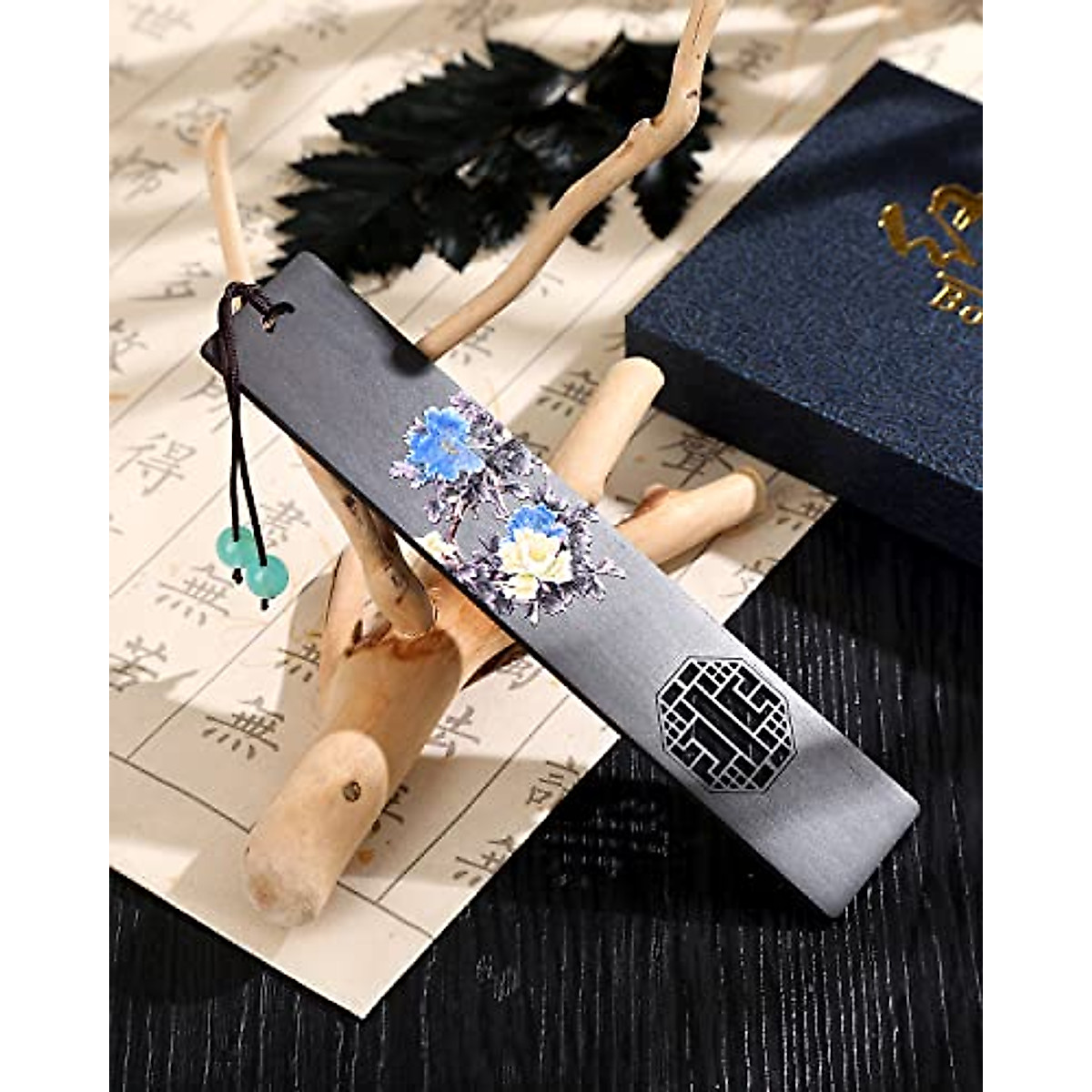 Melyaxu Handmade Natural Color Wooden Bookmark with Tassel - Peony Flower