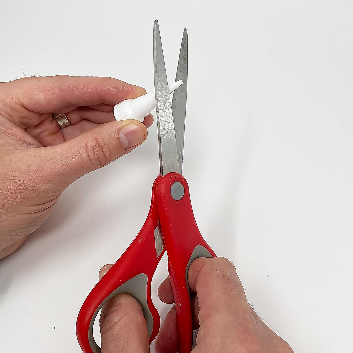 E6000 3.7 Ounce (109.4mL) Tube Industrial Strength Adhesive for Crafting, 10 Snip Tip Applicator Tips and Pixiss Art Dotting Stylus Pens 5 pcs Set