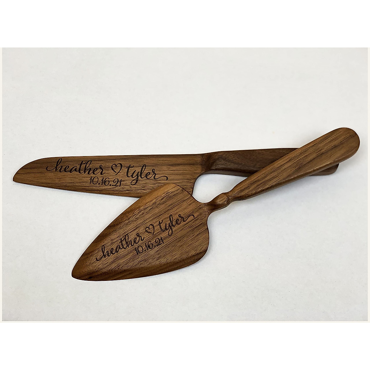 Personalized Wooden Cake Set, Laser Engraved Cake Set With Heart,Wedding Gift,Anniversary Gift,Wooden Knife And Server,Rustic Cake Set,Wedding Cake Cutting Set, Farmhouse Cake Server