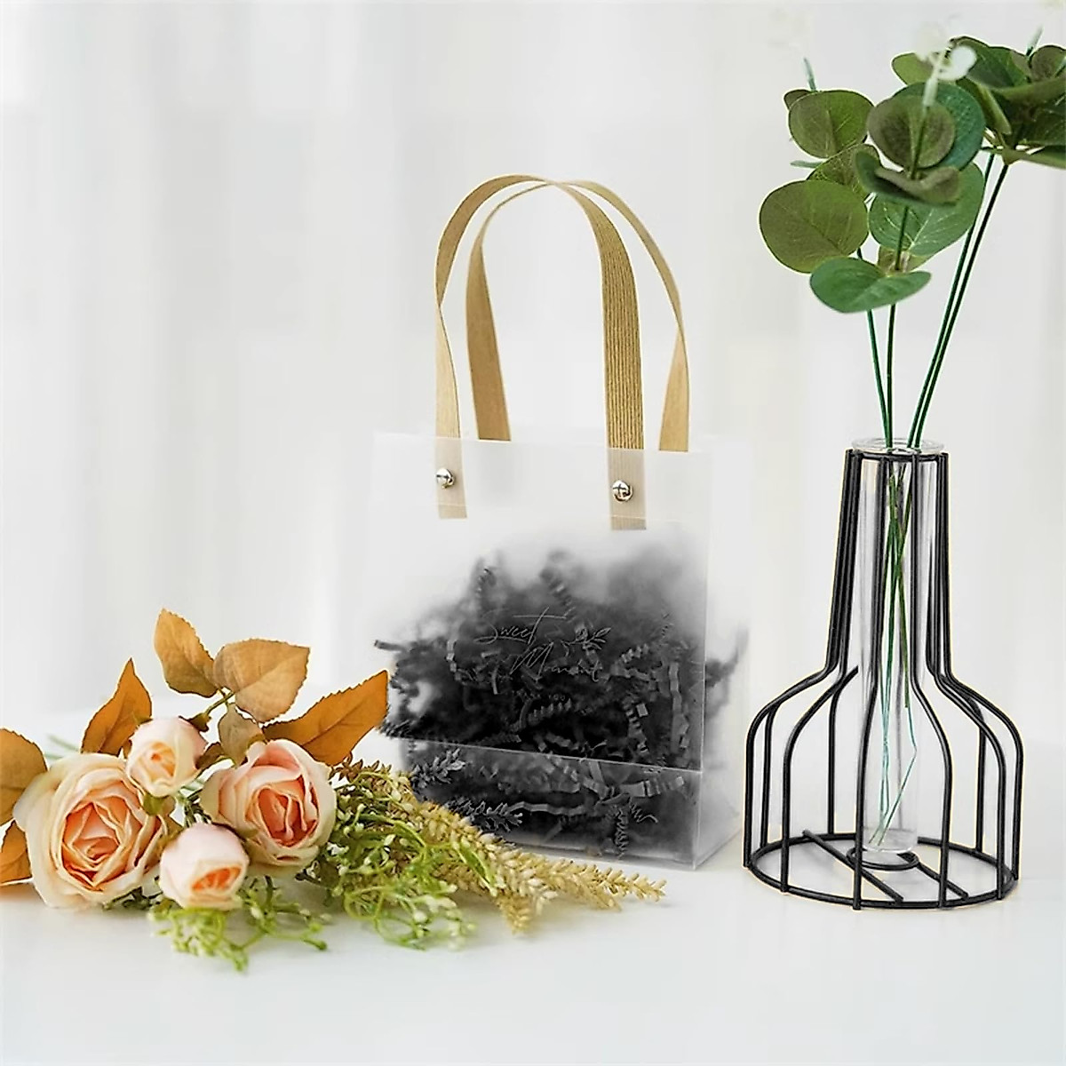 STEZHOU 4oz Black Crinkle Cut Paper Shred Filler great for Gift Wrapping, Basket Filling, Birthdays, Weddings, Anniversaries, Valentines Day, and other occasions