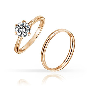 SILVERLINE JEWELRY Stainless Steel 2mm Wedding Band & Solitaire 7mm Round-Cut Cubic Zirconia Engagement Bridal Ring Set, Rose Gold Tone Size 6.5