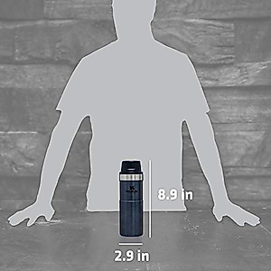 Stanley Classic Trigger Action Travel Mug 16 oz –Leak Proof + Packable Hot & Cold Thermos – Double Wall Vacuum Insulated Tumbler for Coffee, Tea & Drinks – BPA Free Stainless-Steel Travel Cup, 473 ml.