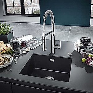Grohe K7 Medium Semi-Pro Single-Handle Standard Kitchen Faucet