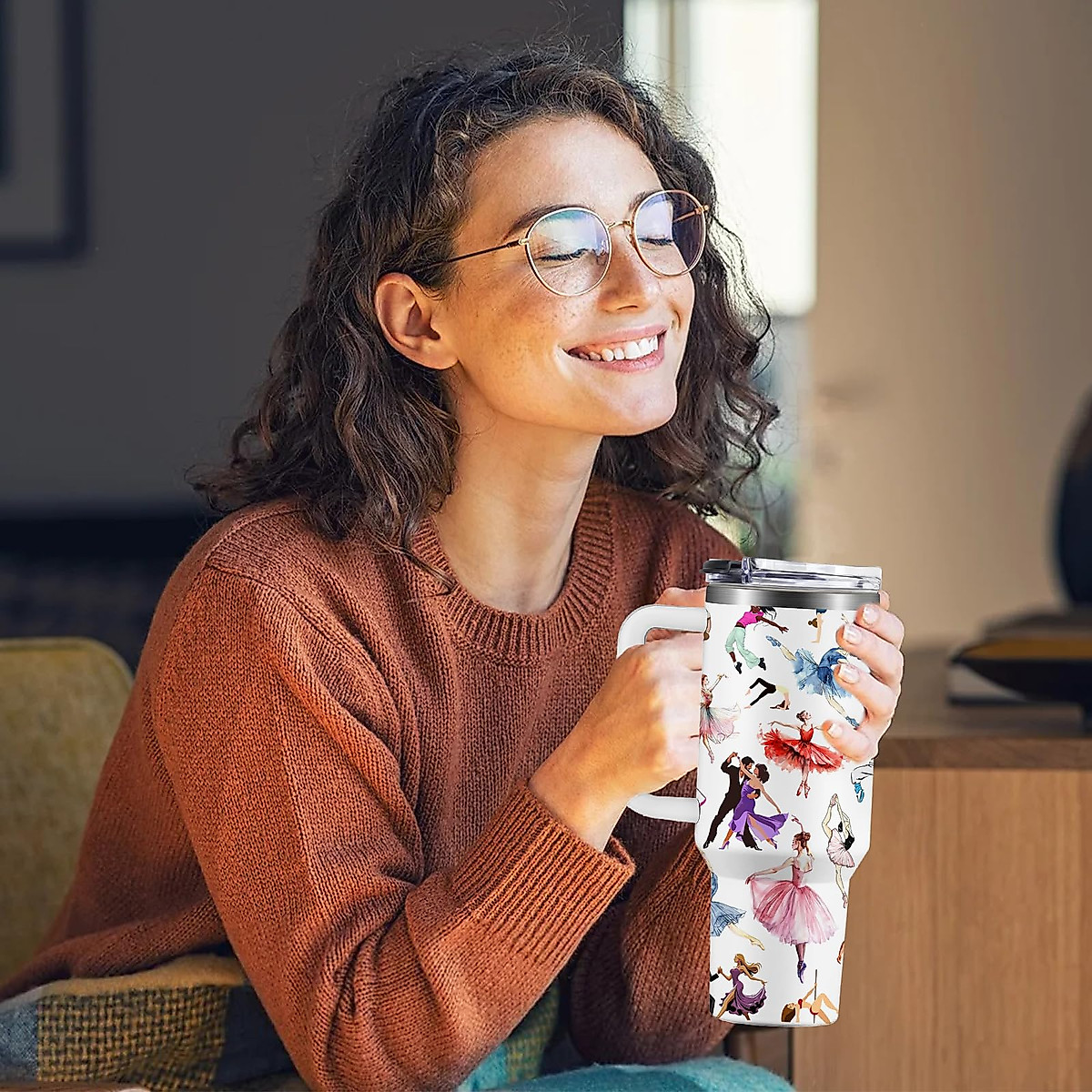 Dance Gifts for Girls, 40oz Dance Tumbler with Lid, Dance Teacher Gifts, Dance Team Gifts, Girl Dancer Gifts, Christmas Birthday Gifts for Dance Lovers Women, Just a Girl Who Loves To Dance Cup