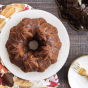 Nordic Ware Harvest Leaves Bundt Pan, Bronze