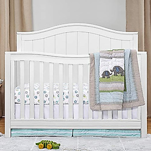 DaVinci Aspen 4-in-1 Convertible Crib in White, Greenguard Gold Certified