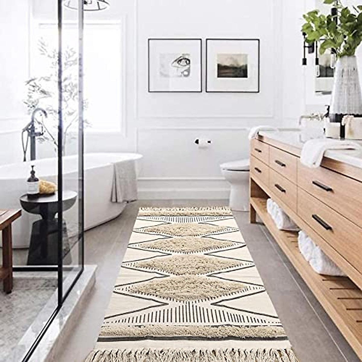 LEEVAN Boho Runner Rug 2.3'x5.3 Tufted Geometric Farmhouse Hallway Rugs with Tassels Washable Woven Tribal Diamond Throw Accent Rug Doormat for Kitchen Sink/Living Room/Bedroom