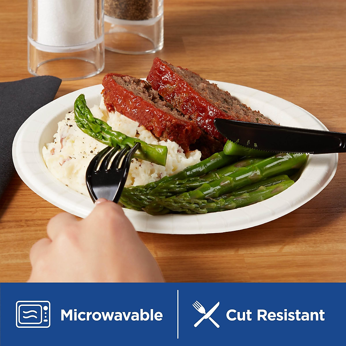 Dixie Basic 8.5” Light-Weight Paper Plates by GP PRO (Georgia-Pacific), White, DBP09W, 500 Count (125 Plates Per Pack, 4 Packs Per Case)