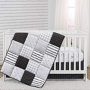 The Peanutshell Black and White Crib Bedding Set for Baby Boys or Girls - 3 Piece Nursery Set - Crib Quilt, Fitted Sheet, Dust Ruffle