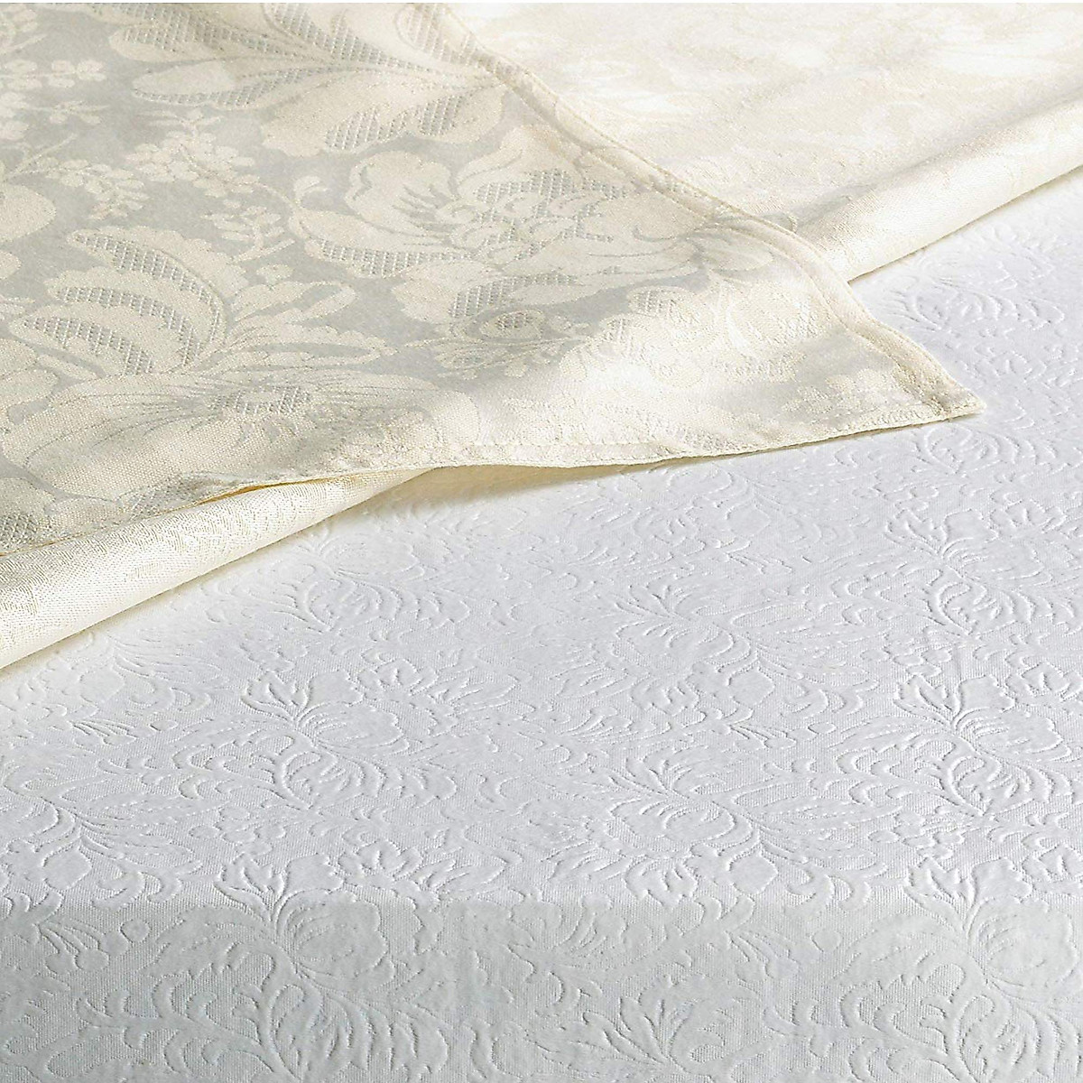 Home Bargains Plus Quilted Heavy Duty Table Pad Protector with Flannel Backing, Cut to Fit, Heat Resistant, Wipe Clean, Protects Table from Spills and Scratches, White, 52” x 120” Rectangle