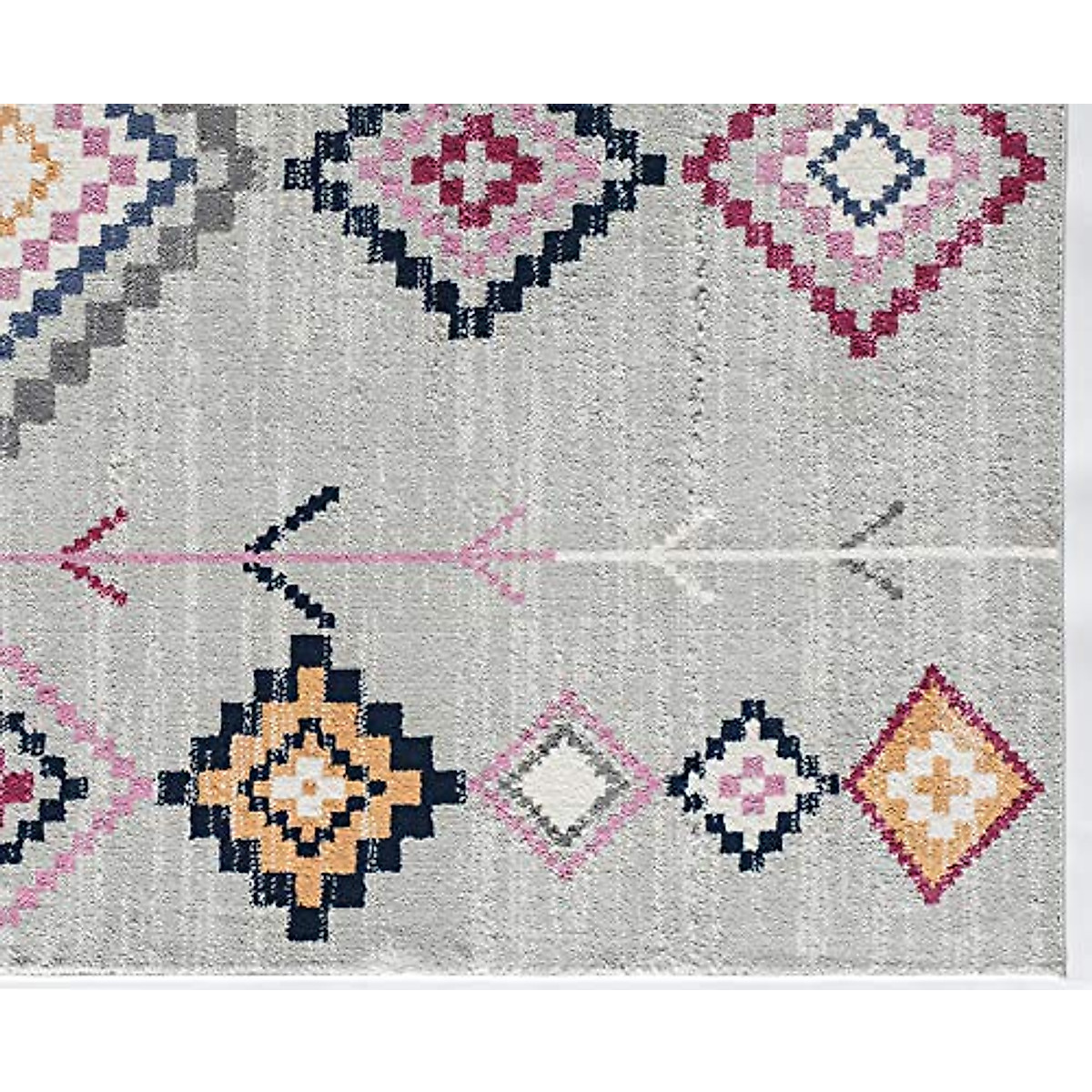 CosmoLiving by Cosmopolitan Cyprus Collection Area Rug, 2'0"x8'0", Native Grey