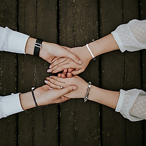 Top Plaza 2pcs Couples Bracelets Matching Heart Bracelets for Lover Healing Crystal Black Agate White Turquoise Bracelets for Couples Him & Her BF GF Valentine's Day Gifts