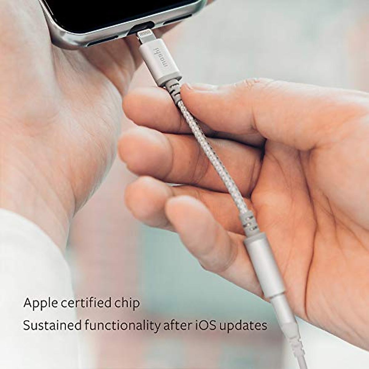 Moshi Integra Lightning to 3.5mm Headphone Jack Adapter [MFi Certified], DAC Chip Integrated, Ballistic Nylon Braiding, Aluminum Housings, Exceeds 10,000 Bend Cycles, for iPhone/iPad, Jet Silver