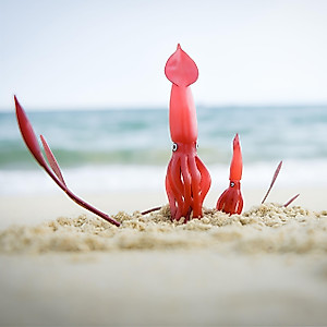 Gemini&Genius Squids Marine Animal World Toys, Realistic Hand Painted Squid and Cub Set Ocean Action Figures Beach, Bath, Swimming Toys for Kids Role Play and Cake Topper