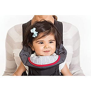 Infantino Swift Classic Carrier with Pocket - 2 Ways to Carry Black Carrier with Wonder Bib & Essentials Storage Front Pocket, Adjustable Back Strap, 1-Piece