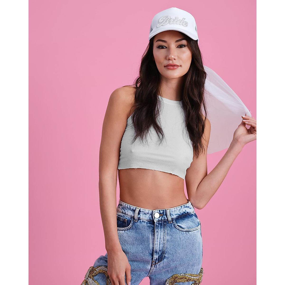 xo, Fetti Bachelorette Bride White Trucker Hat - Detachable Veil | Bach Party Decorations, Pearl Bride to Be Head Accessory, Bridesmaid Gift, Engagement Party Supplies, Cute Garden Party Cap