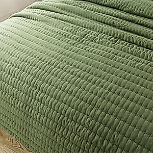 Olive Dark Green Queen Size Quilt Bedding Sets with Pillow Shams, Full Lightweight Soft Bedspread Coverlet, Forest Quilted Blanket Thin Comforter Bed Cover for All Season, 3 Pieces, 90x90 inches