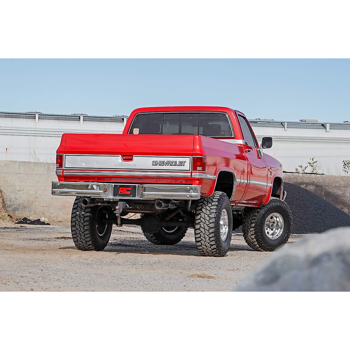Rough Country 4" Lift Kit for 1977-1987 GM C10/C15 K10/K15 K5 Blazer - 145.20
