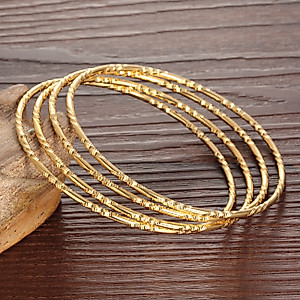 Jaline Jarlinwel 4 Sets Gold Tone Stainless Steel Multi Textured Round Bangle Bracelet Set For Women Girls