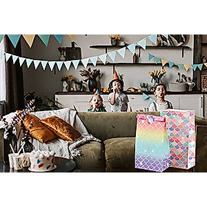 RELYRUNK Tie Dye Paper Treat Kids Party Favors Goodie Small Mini Bags, Christmas Halloween Goody Candy Gift Bags For Kids Birthday 30 Pcs