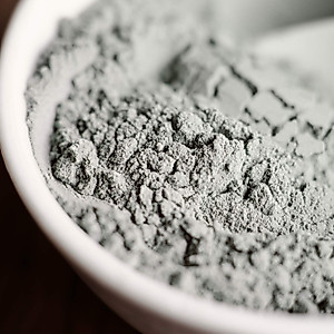 Spark Naturals Sodium Bentonite Clay 1 LB - 100% Organic and Food Grade Detoxifying Clay - All-Natural Face Cleanser and Armpit Detox | Bentonite Clay, Indian Healing Clay