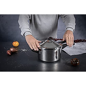 Kuhn Rikon Duromatic Stainless-Steel Saucepan Pressure Cooker - 3.7-Qt