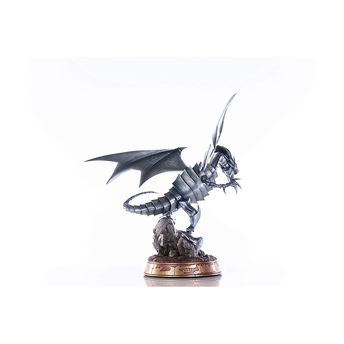 Yu-Gi-Oh! Blue-Eyes White Dragon Silver Variant 14 Inch Statue