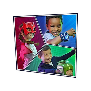 PJ Masks Gekko Hero Gauntlet Preschool Toy, Gekko Costume and Dress-Up Toy with Spinning Gekko Shield for Kids Ages 3 and Up