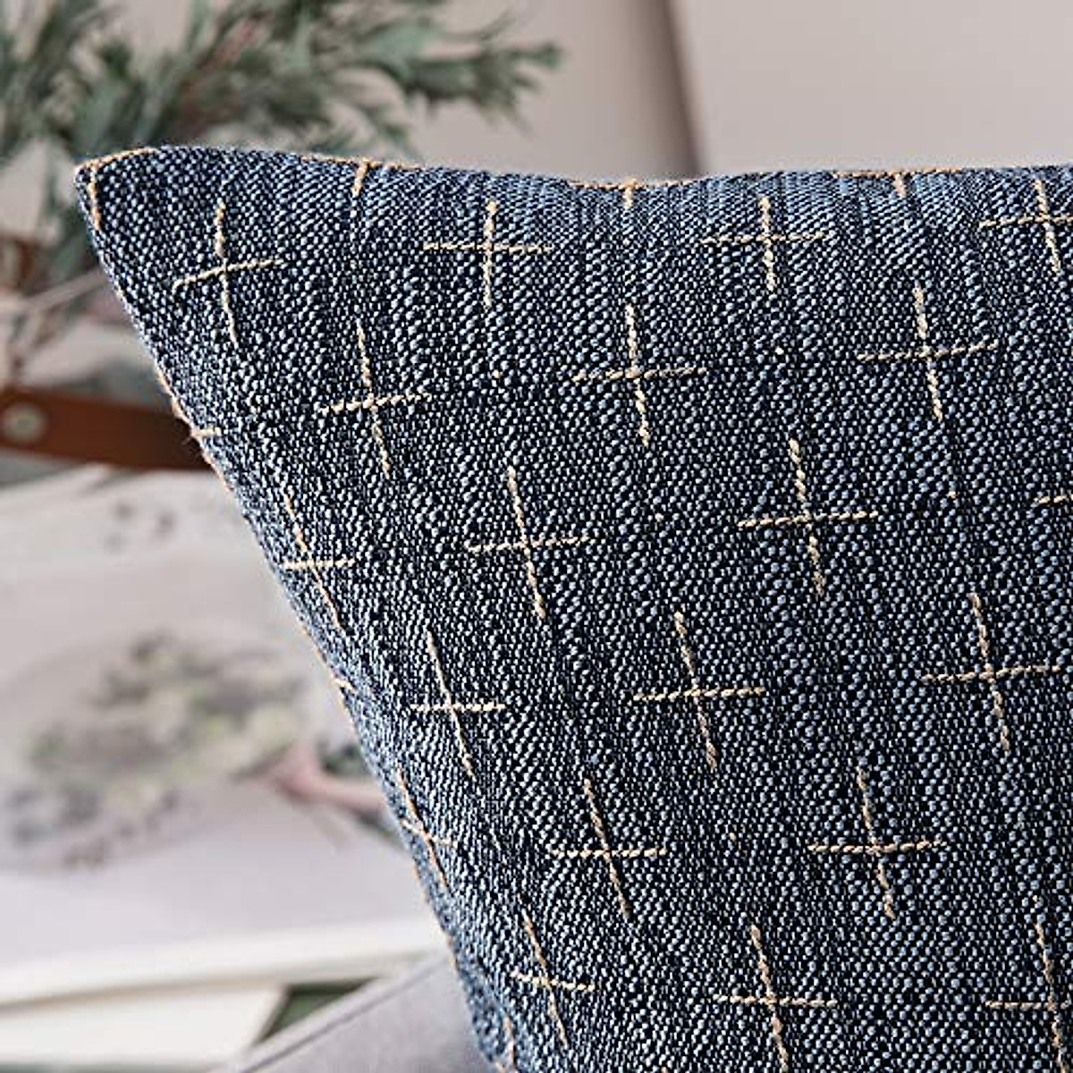 MIULEE Pack of 2 Decorative Burlap Linen Throw Pillow Covers Modern Farmhouse Pillowcase Rustic Woven Textured Cushion Cover for Sofa Couch Bed 18x18 Inch Blue