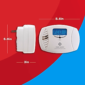 FIRST ALERT Dual-Power Plug-In Carbon Monoxide Detector with Battery Backup and Digital Display, CO615 , White, Pack of 3