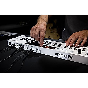 Arturia KeyStep 37 Controller & Sequencer USB/MIDI/CV Keyboard Controller