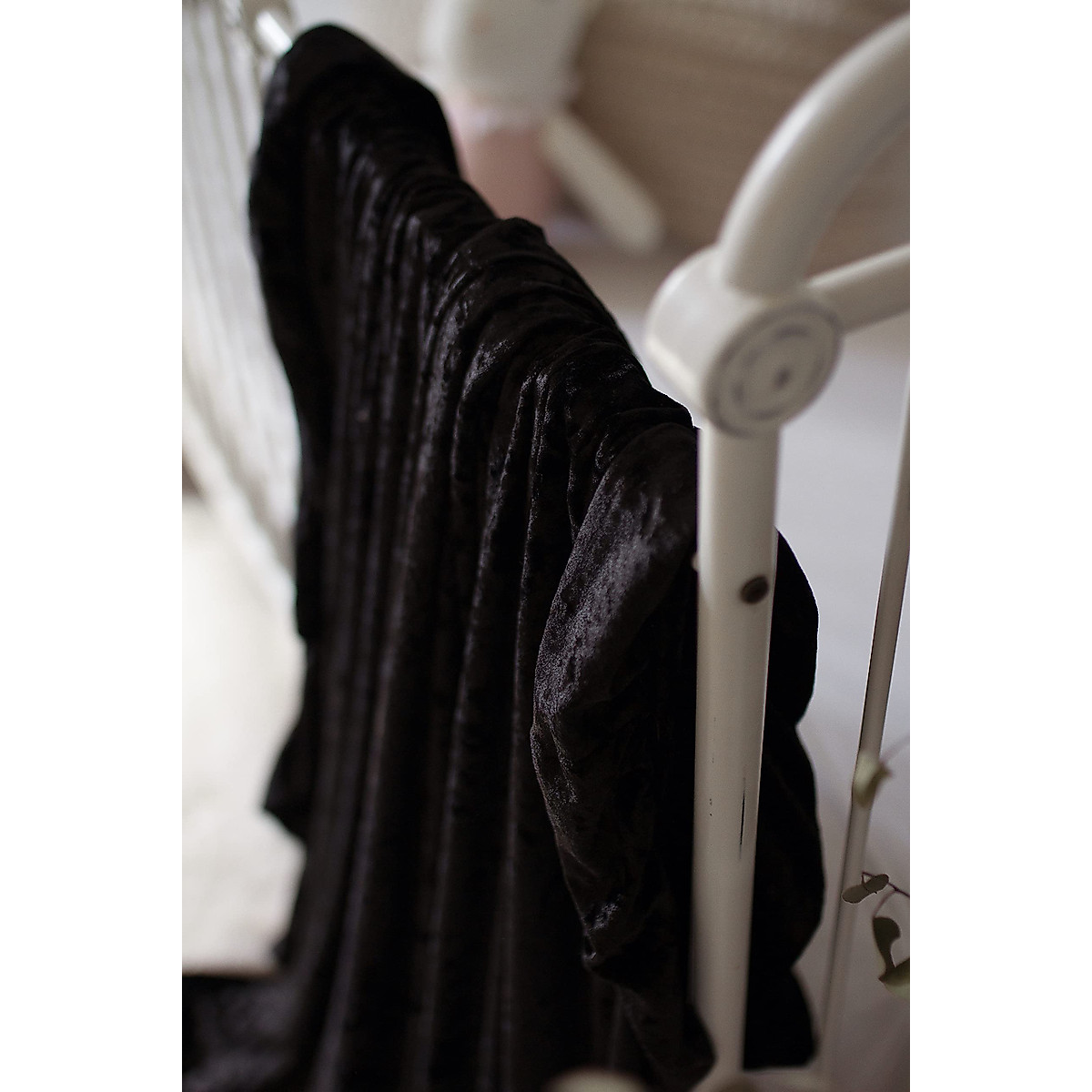 Arlyns Co. Luxury Velvet Baby Blanket 38 x 48 Inch, Cozy Velvet Baby Blankets for Baby & Nursery Decor (Midnight)