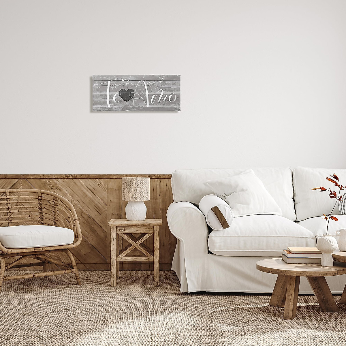 Stupell Industries Te Amo Romantic Rustic Grey Sign with Heart Wall Art, 10 x 24