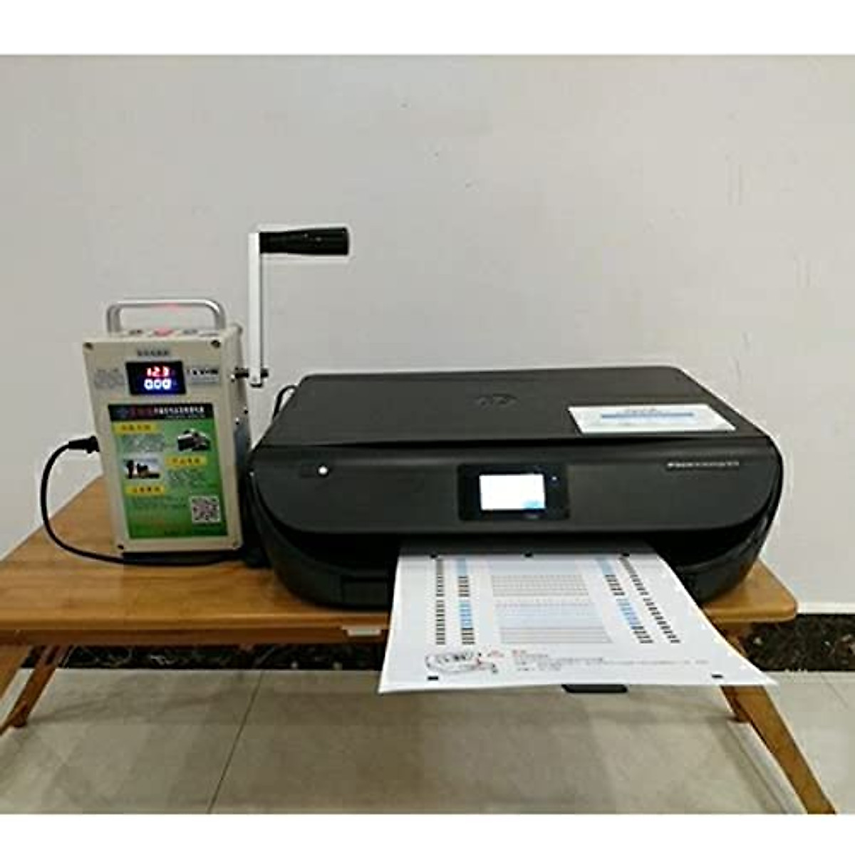 15000mAH Portable Hand Generator Mobile Emergency Power 220V Output/150W (maximum, Corrected Sine Wave) For Garden, Outdoor, Camping, Home Power Station