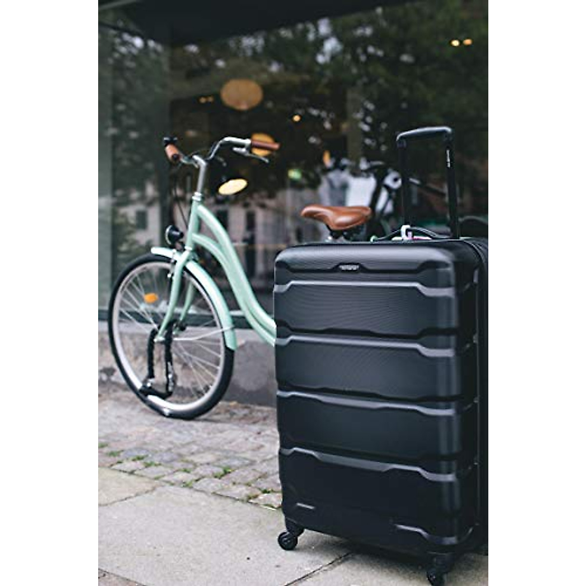 Samsonite Omni PC Hardside Expandable Luggage with Spinner Wheels, 3-Piece Set (20/24/28), Black