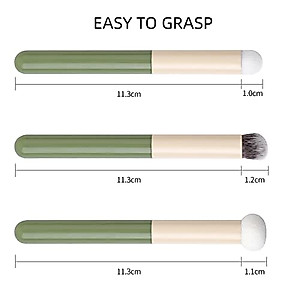 Concealer Brush Set by GOERTI Angled Concealer Brushes for Under Eye Concealer Nose Contour Brush Small Sponge Blender Cover and Blend Imperfections Full or Spot Coverage 3pcs (Green)