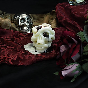 Scary Bleeding Skull Pillar - Color Changing Skull Pillar Candle (Black) - Bleeding Skull Pillar - Unscented - Boo Basket - Emo Gifts - Gothic Christmas Gifts for Women