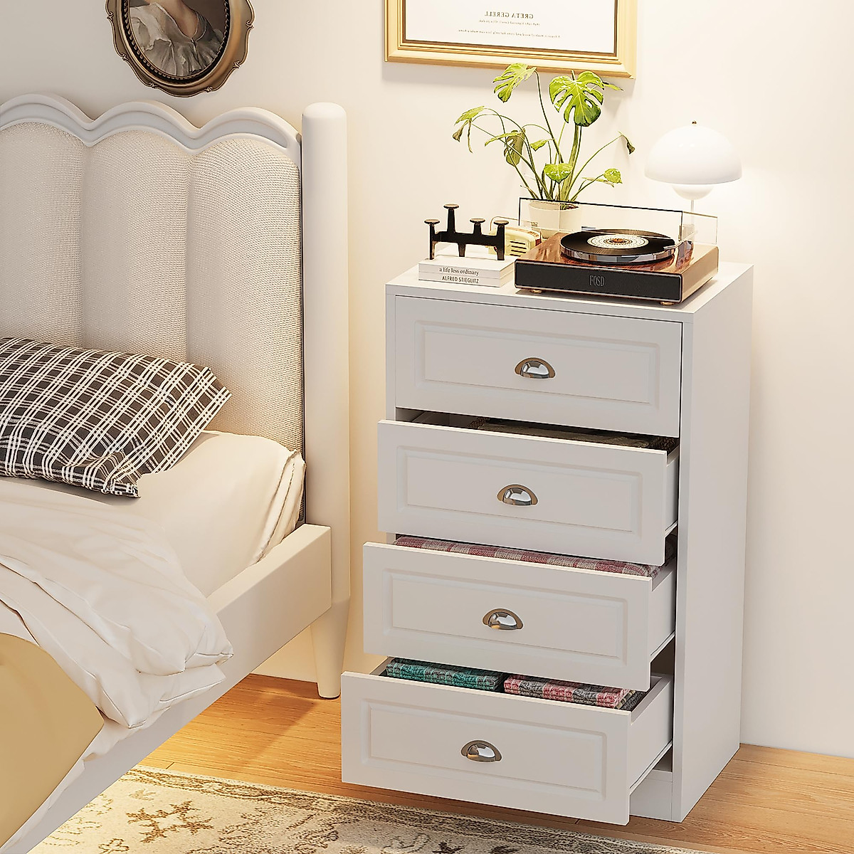 Meilocar Dresser with 4 Drawers, Wood Dresser White Vertical Dresser Chest of Drawers, Closet Organizer Unit for Living Room, Black Dresser for Bedroom, Hallway (White)