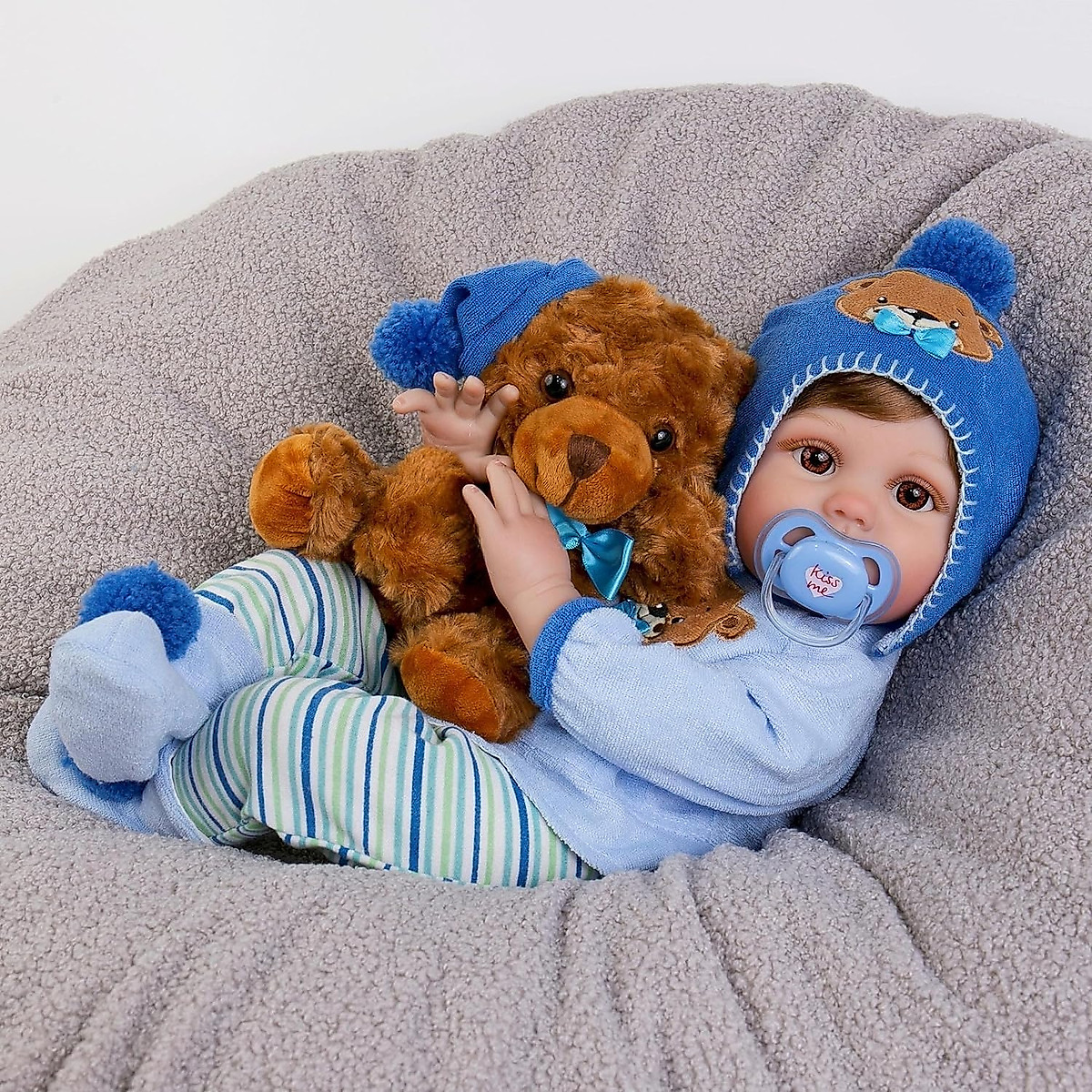 Aori Reborn Baby Dolls Boy Lifelike Reborn Toddler Doll 22 Inch Weighted Reborn Baby with Baseball Toy and Doll Accessories Birthday Gift for Children Age 3