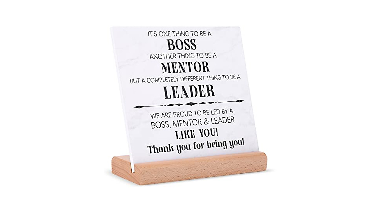 BaubleDazz Boss Gifts - Elegant Desk Plaque for Leaders
