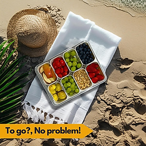 Serving Tray with Lid and Handle - Divided Portable Snackle Box Container, Fridge organizer, Clear Snack Box Organizer for Fruits, Candy, Charcuterie, Snacks - Ideal for beach and picnic essentials