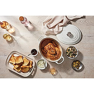 Le Creuset Enameled Cast Iron Signature Oval Dutch Oven, 2.75 qt., White