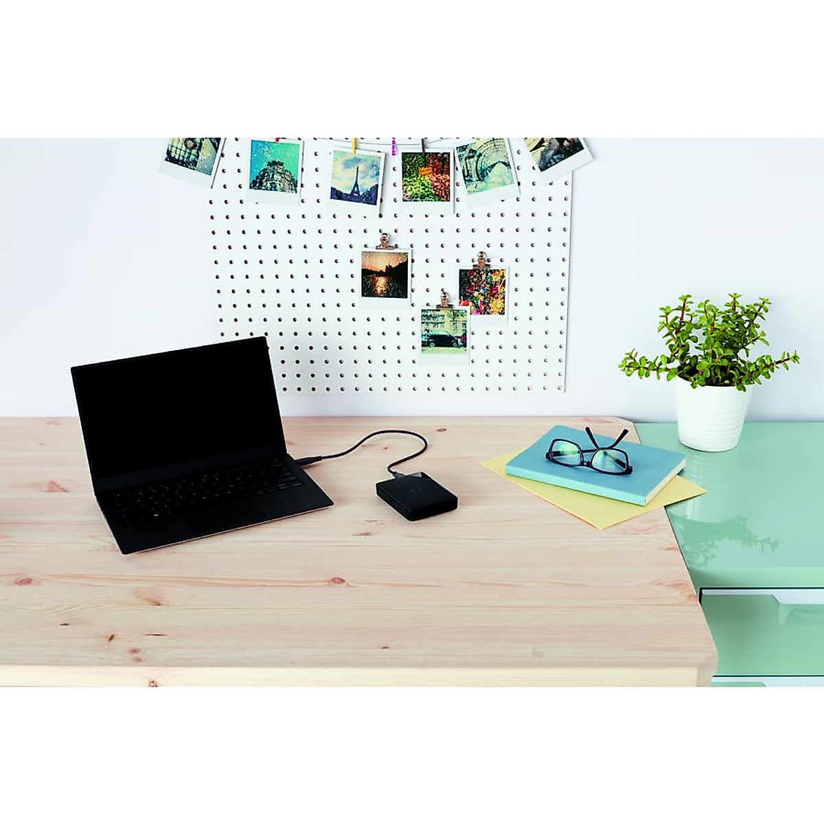 WD Elements SE WDBEPK0020BBK-WESN 2 TB Portable Hard Drive - External - Black