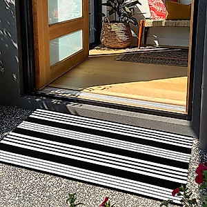 Black and White Striped Outdoor Rug, 2’ x 4.3’ Cotton Hand-Woven Reversible Front Porch Rug Washable Front Door Mat Entryway Rugs Welcome Layered Doormat Carpet for Patio Farmhouse Kitchen