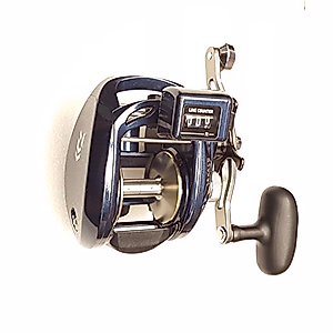 Daiwa Lexa-LC 5.5:1 Line Counter Right Hand Baitcast Fishing Reel w/ Power Handle - LEXA-LC400PWR-P