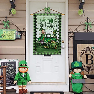 Happy St. Patrick's Day Buffalo Plaid Lucky Gnomes In Truck Green Garden Flag 28"x40" Double Sided Vertical Shamrock Clover Garden Flags For Outdoor Home Patio St Patricks Yard Flag Leprechaun Decor