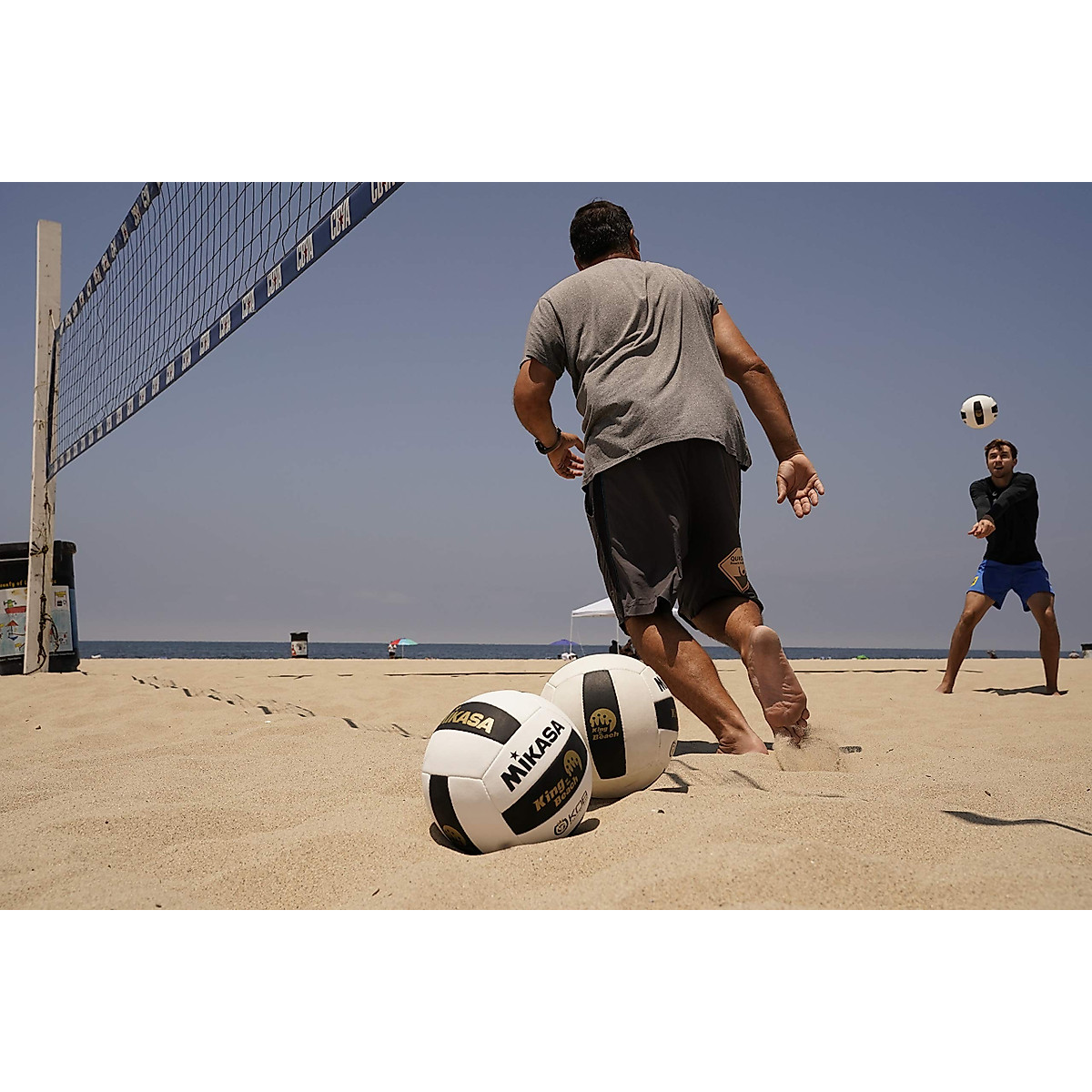 KING OF THE BEACH Miramar Volleyball by Mikasa - The Official Tour Beach Volleyball Designed by Olympian and World Champion Sinjin Smith